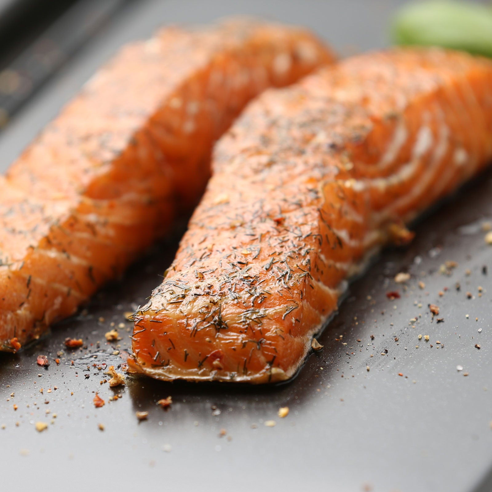 Hot Smoked Norwegian Atlantic Salmon – Sizzlefish
